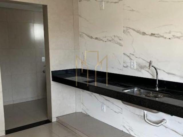 Apartamento à venda em Uberlândia MG, bairro Tibery: 3 quartos, 1 suíte, 1 banheiro, 2 vagas de gara