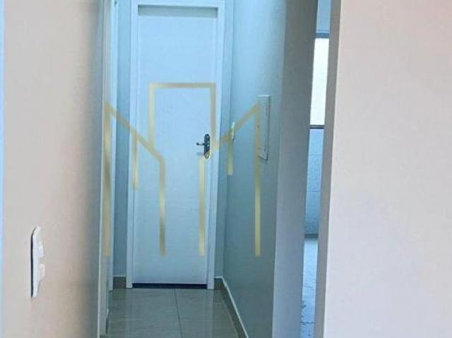 Apartamento à venda em Uberlândia MG, Jardim Inconfidência: 2 quartos, 1 sala, 1 banheiro, 1 vaga de