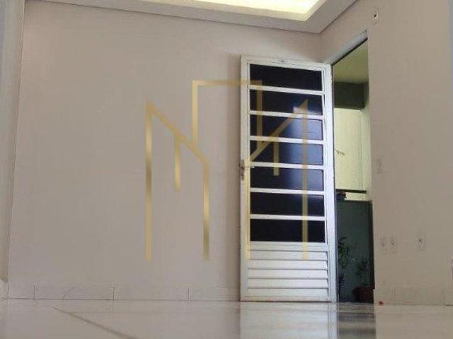 Apartamento à venda em Uberlândia MG, no bairro Mansour: 2 quartos, 1 sala, 1 banheiro, 1 vaga de ga