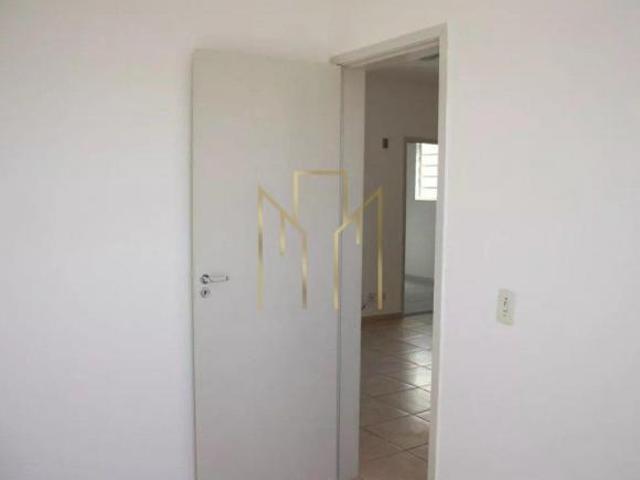 Apartamento à venda em Uberlândia MG no bairro Shopping Park: 2 quartos, 1 sala, 1 banheiro, 1 vaga