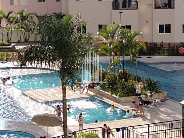 Apartamento à venda em Umuarama, Osasco SP: 2 quartos, 1 banheiro, 57m². Seu nov