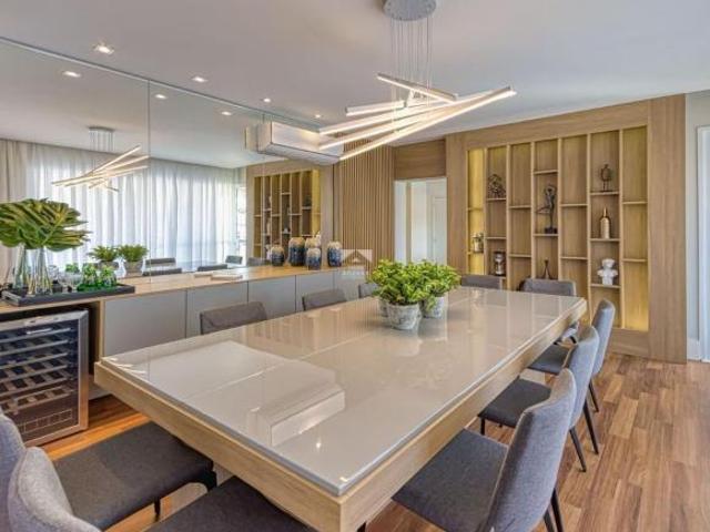 Apartamento à venda em Valinhos