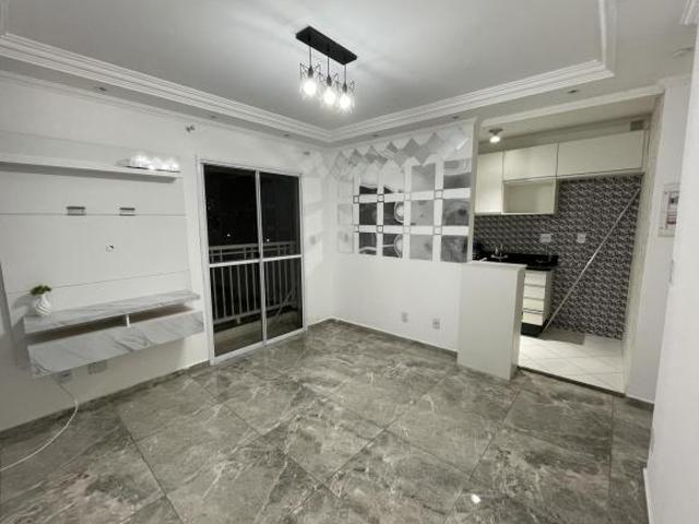 Apartamento à venda em Vila Carmosina com 45 m², 2 quartos, 1 vaga