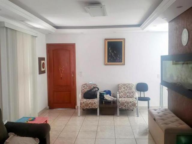 Apartamento à venda em Vila Carmosina com 196 m², 4 quartos, 4 vagas