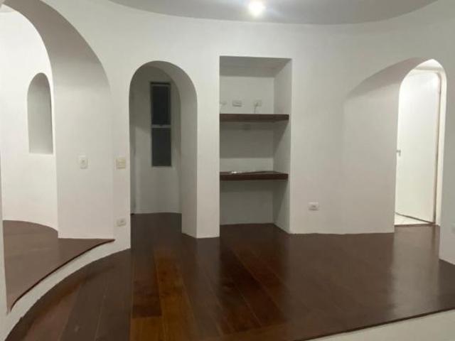 Apartamento à venda em Vila Andrade com 109 m², 3 quartos, 2 vagas