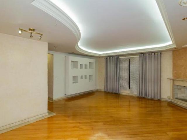 Apartamento à venda em Vila Andrade com 170 m², 3 quartos, 3 vagas