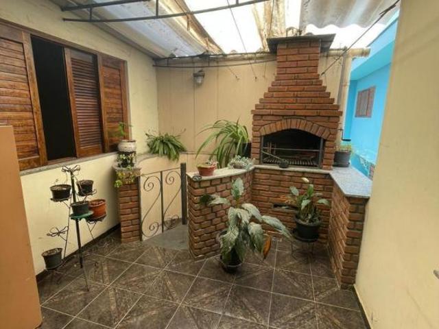 Apartamento à venda em Vila Adelaide Perella com 250 m², 3 quartos, 2 vagas