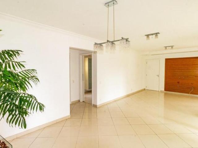 Apartamento à venda em Vila Alexandria com 148 m², 3 quartos, 4 vagas