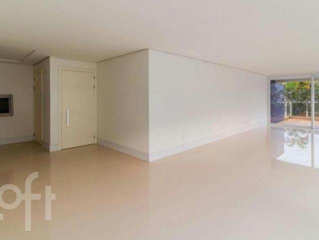 Apartamento à venda em Vila Assunção com 190 m², 3 quartos, 3 suítes, 3 vagas