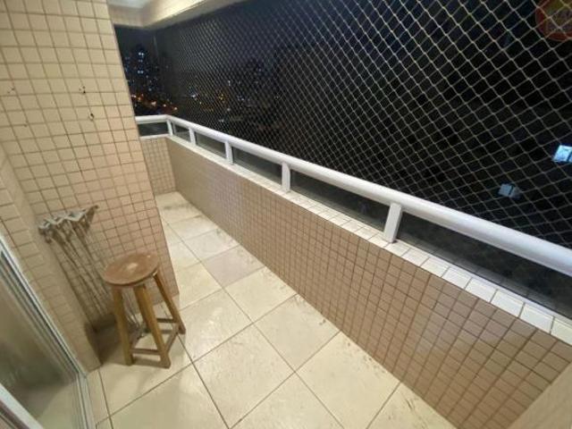 Apartamento à Venda em Vila Assunção, Praia Grande SP