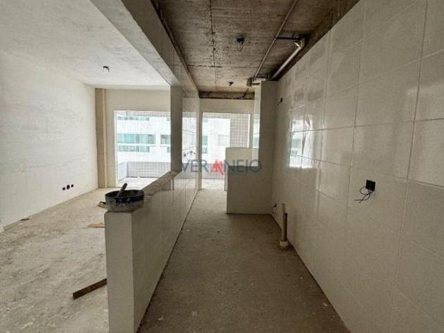 Apartamento à Venda em Vila Assunção, Praia Grande SP