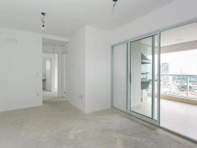 Apartamento à venda em Vila Azevedo com 66 m², 2 quartos, 1 vaga