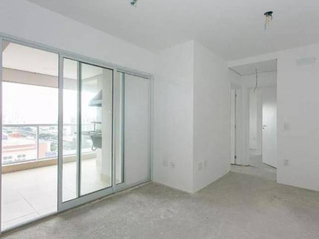 Apartamento à venda em Vila Azevedo com 66 m², 2 quartos, 1 vaga