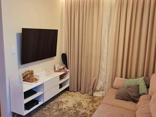 Apartamento à venda em Vila Galvão com 55 m², 2 quartos, 1 vaga