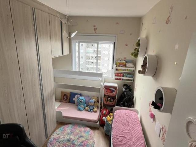 Apartamento à venda em Vila Galvão com 56 m², 2 quartos, 1 vaga