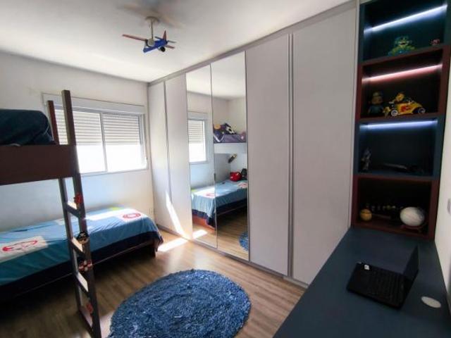 Apartamento à venda em Vila Galvão com 120 m², 2 quartos, 2 vagas