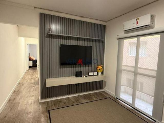 Apartamento à Venda em Vila Guilhermina, Praia Grande SP