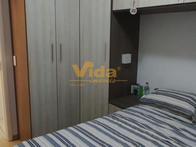 Apartamento á venda em Vila da Oportunidade Carapicuíba, SP 02 quartos