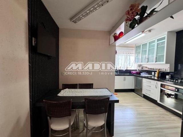 apartamento à venda em Vila Embaré