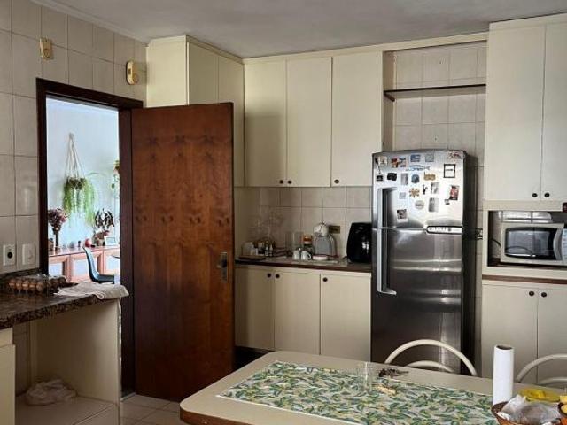 Apartamento à venda em Vila Floresta com 127 m², 3 quartos, 2 vagas