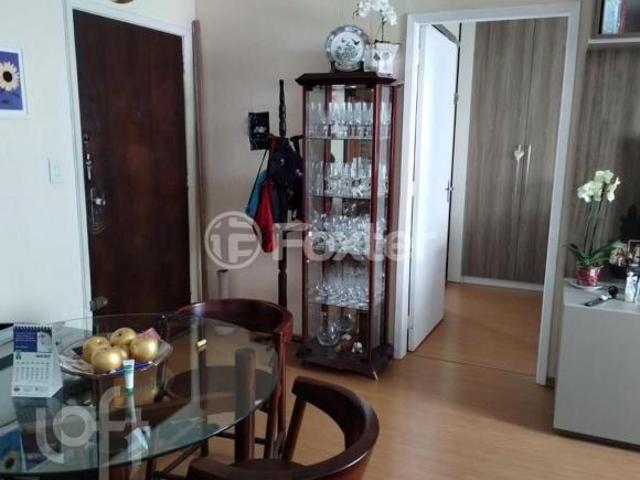 Apartamento à venda em Vila Ipiranga com 41 m², 1 quarto, 1 suíte, 1 vaga