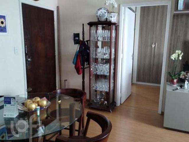 Apartamento à venda em Vila Ipiranga com 41 m², 1 quarto, 1 suíte, 1 vaga