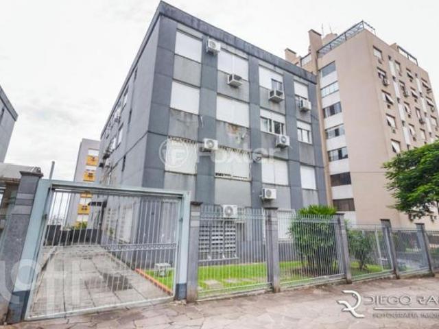 Apartamento à venda em Vila Ipiranga com 58 m², 2 quartos, 1 vaga