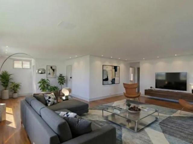 Apartamento a venda em Vila Monumento com 182m²