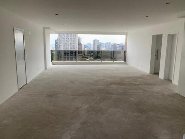 Apartamento à venda em Vila Mariana com 153 m², 2 quartos, 2 vagas