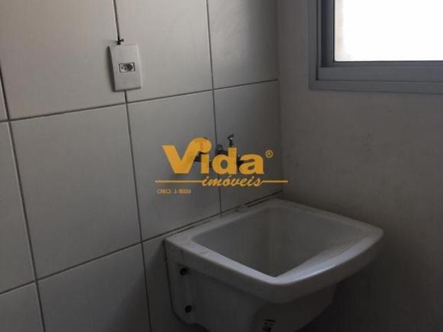 Apartamento à venda em Vila Merces, Carapicuíba | 49m²