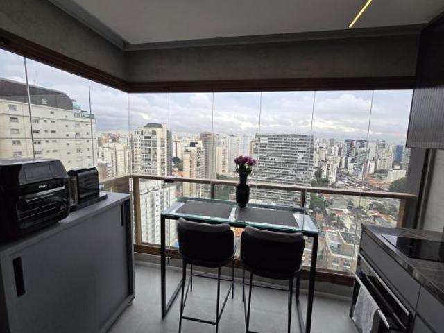 Apartamento á venda em Vila Nova Conceição com 27 m² todo mobiliado