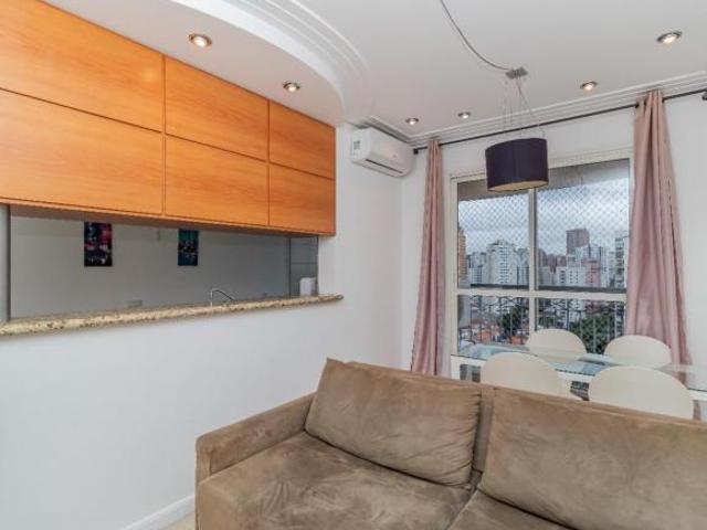 Apartamento à venda em Vila Nova Conceição com 45 m², 1 quarto, 2 vagas