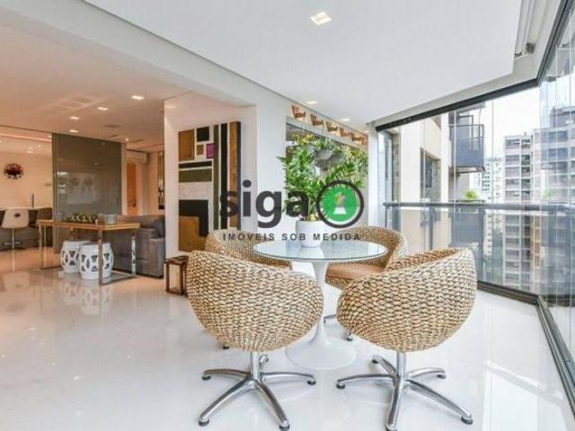Apartamento à venda em Vila Nova Conceição SP