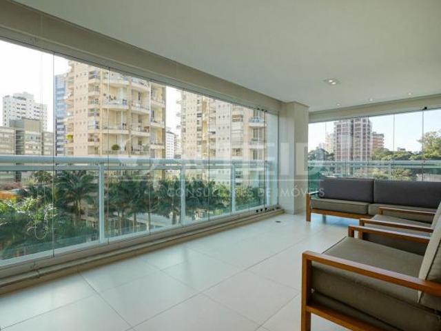 Apartamento a venda em VILA NOVA CONCEIÇÃO SP 3 SUITES