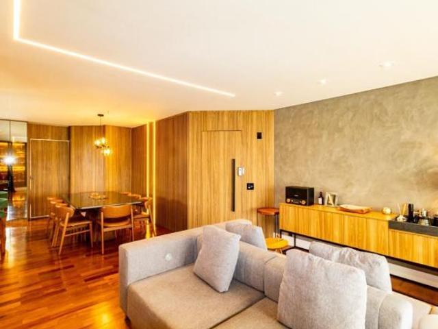 Apartamento à venda em Vila Sonia com 128 m², 3 quartos, 2 vagas