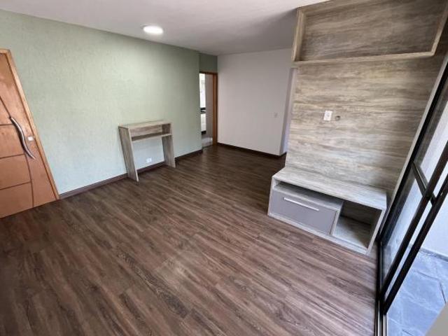 Apartamento à venda em Vila Santos com 67 m², 3 quartos, 1 vaga