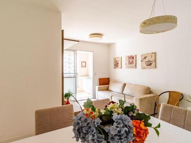 Apartamento à venda em Vila Suzana com 70 m², 3 quartos, 1 vaga