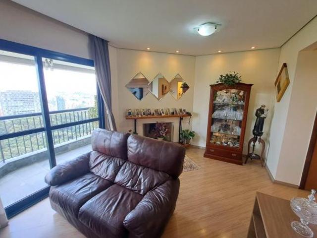 Apartamento à venda em Vila Suzana com 114 m², 3 quartos, 3 vagas