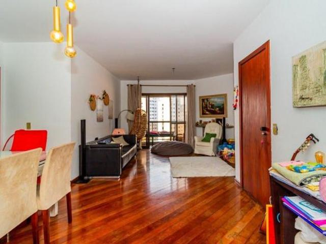 Apartamento à venda em Vila Suzana com 148 m², 4 quartos, 3 vagas