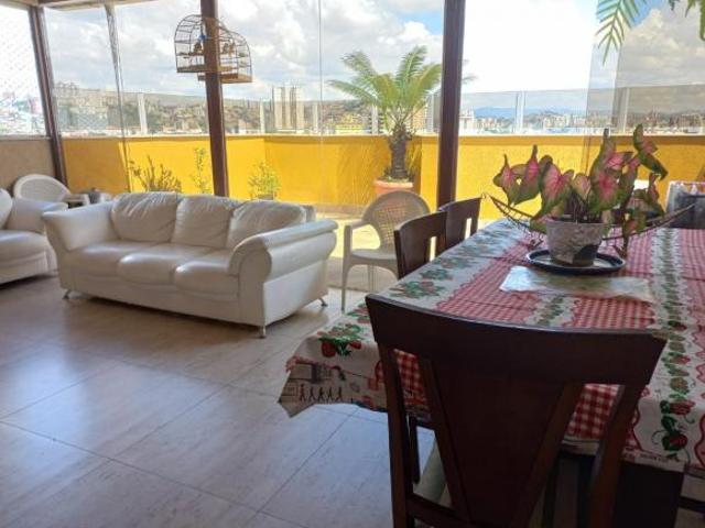 Apartamento à venda em Vila Paquetá