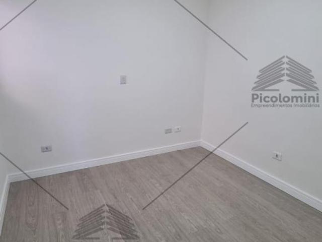 Apartamento à venda em Vila Rosaria: 2 quartos, sala, banheiro, garagem, 43,57m² de área. Imperdível