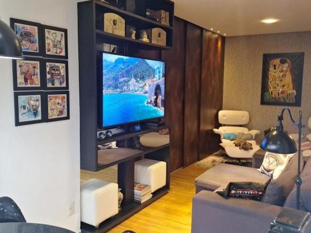 Apartamento à venda em Vila Regente Feijó com 102 m², 2 quartos, 1 vaga