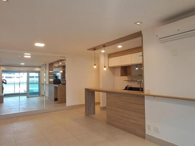 Apartamento à venda em Vila Regente Feijó com 77 m², 2 quartos, 2 vagas