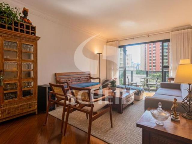 Apartamento à venda em Vila Uberabinha. 3 quartos sendo 1 suíte, 152 m²