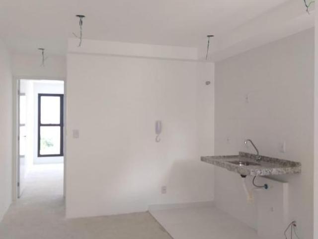 Apartamento à venda em Vila Valparaíso com 41 m², 1 quarto, 1 vaga