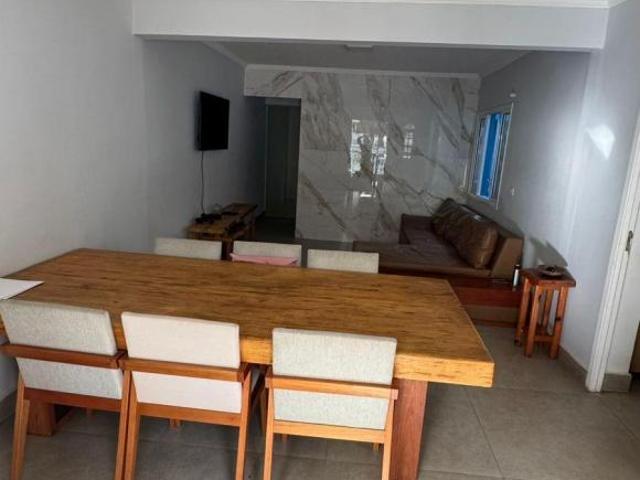 Apartamento à venda em Vila Yara com 235 m², 4 quartos, 2 vagas