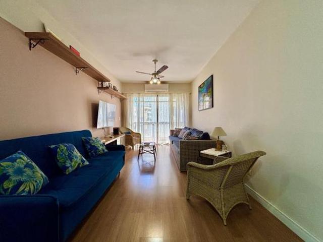 Apartamento à venda, Enseada 3 dormitórios 1 suite 40 metros da praia, Guaru.