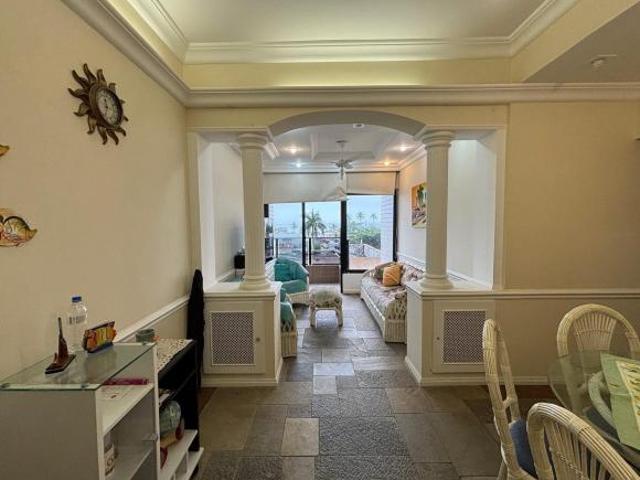 Apartamento à venda, Enseada, Guarujá, SP