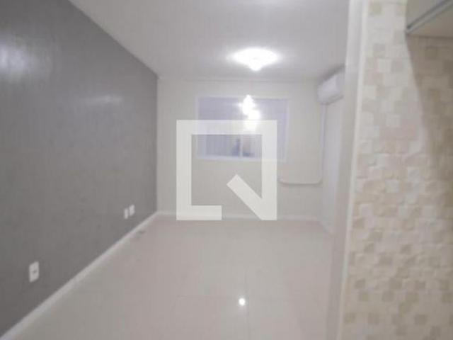 Apartamento à Venda Estância Velha, 2 Quartos, 42 m² Canoas