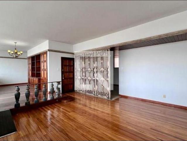 Apartamento à Venda Funcionários, 4 Quartos, 180 m² Belo Horizonte